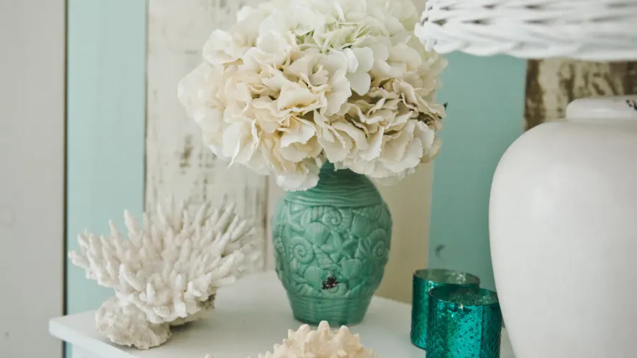How to Style Your Home with Natural Materials - Colormelon