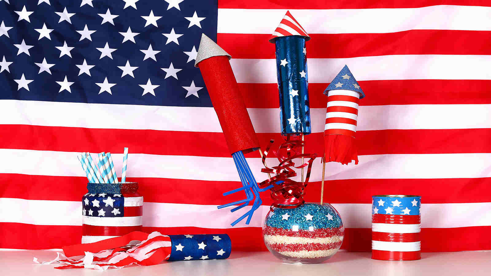 Repurposing Everyday Items For The 4th Of July Decor (Tips) - Colormelon