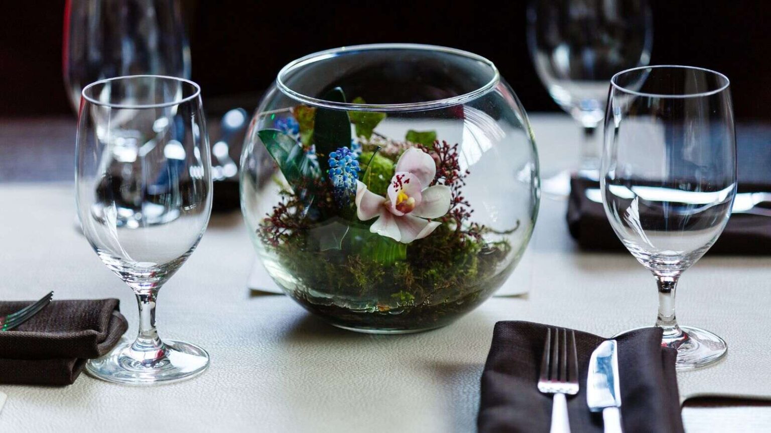 Labor Day Table Setup Ideas for a Cozy Feast - Colormelon