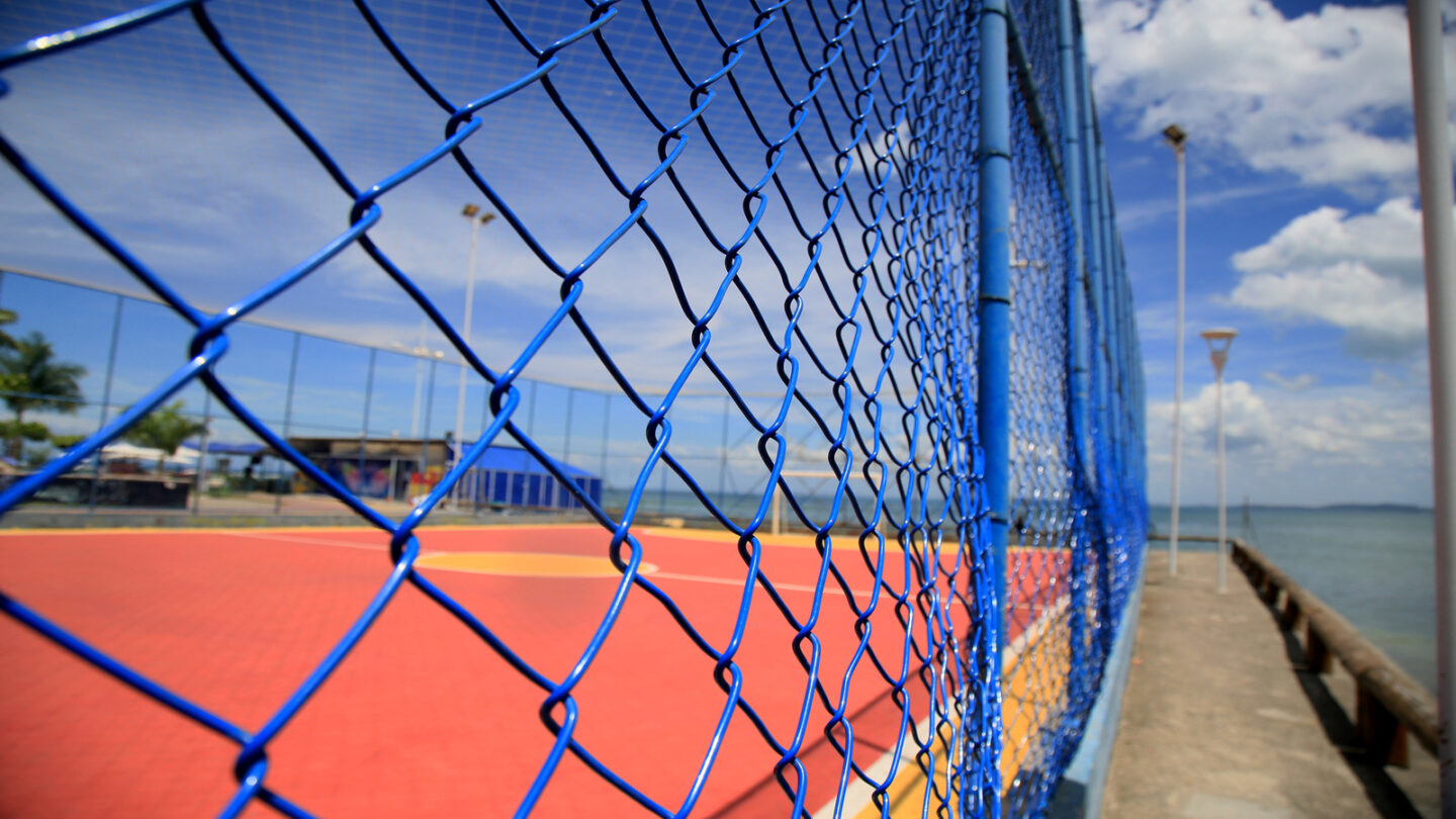 Designing the Perfect Fall Volleyball Court - Colormelon