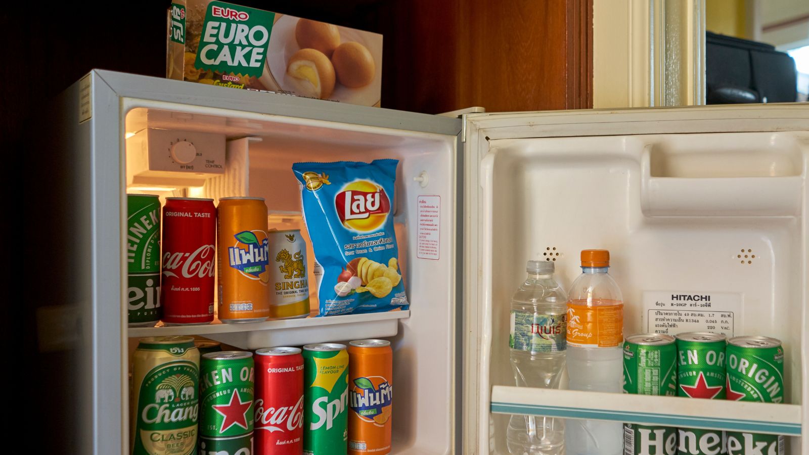 15 Game Room Essentials For Ultimate Fun - Colormelon