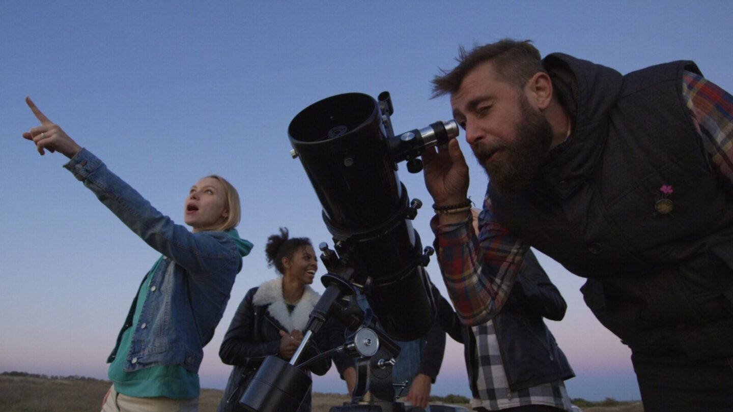 How to Create a Home Observatory for Stargazing - Colormelon