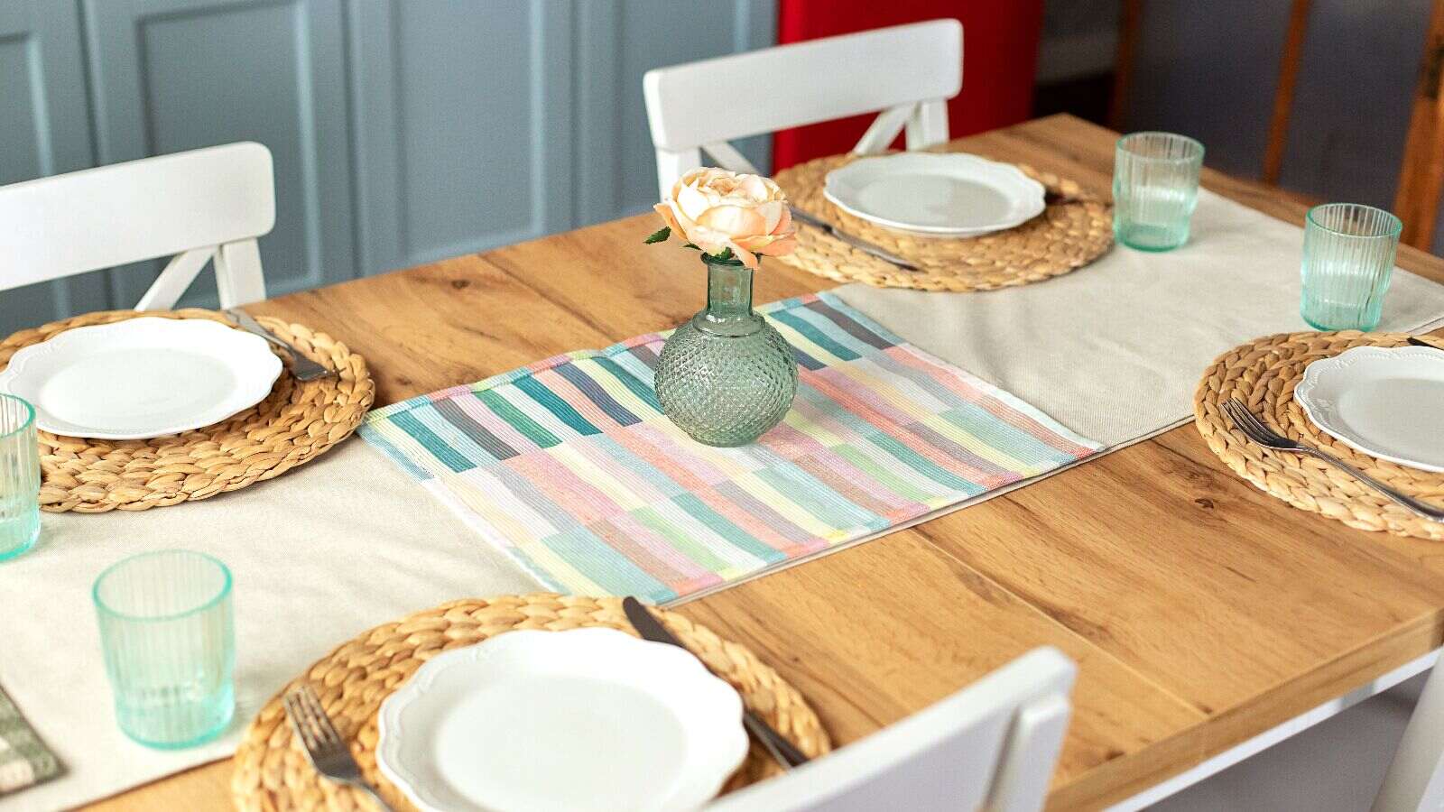 15 Creative Ways to Repurpose Fabric for Decor - Colormelon