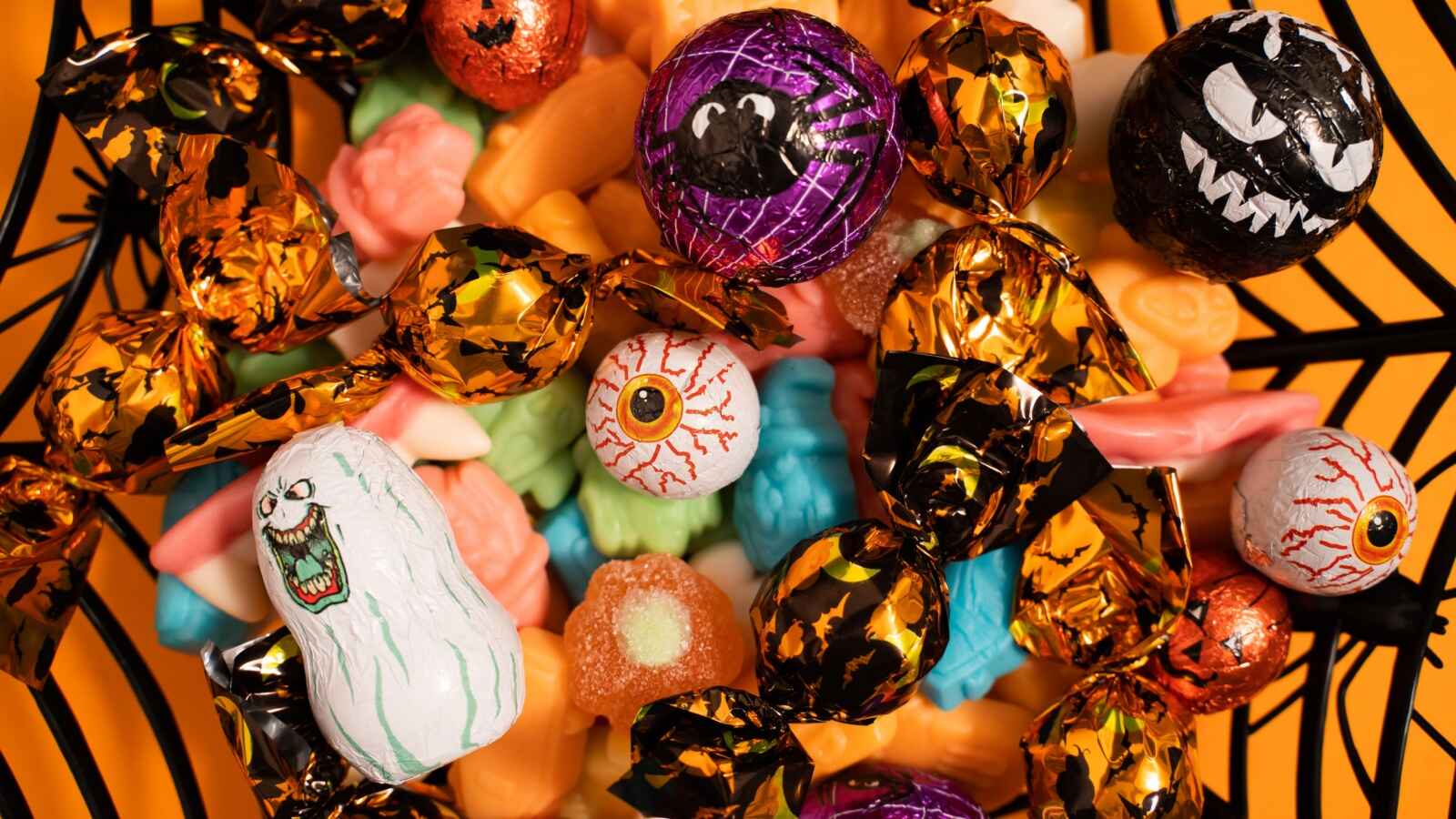 How to Restore Your Porch Post-Halloween Fun - Colormelon