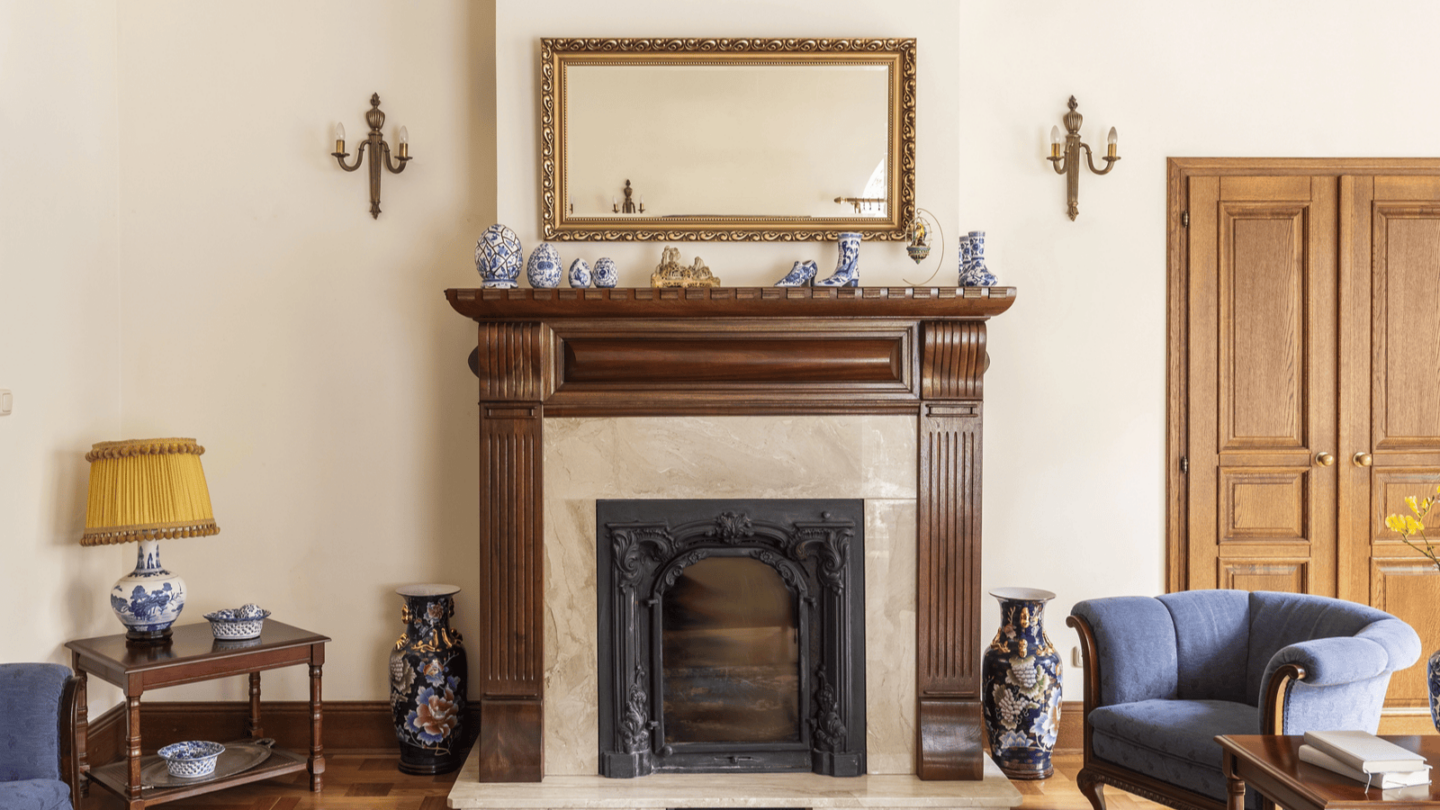 The Ultimate Seasonal Mantel Makeover - Colormelon