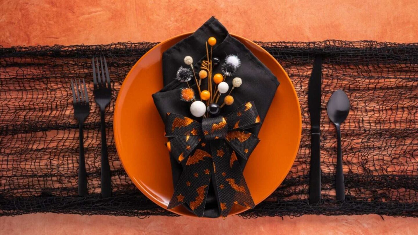 Unveiling the Hottest Halloween Decor Trends - Colormelon