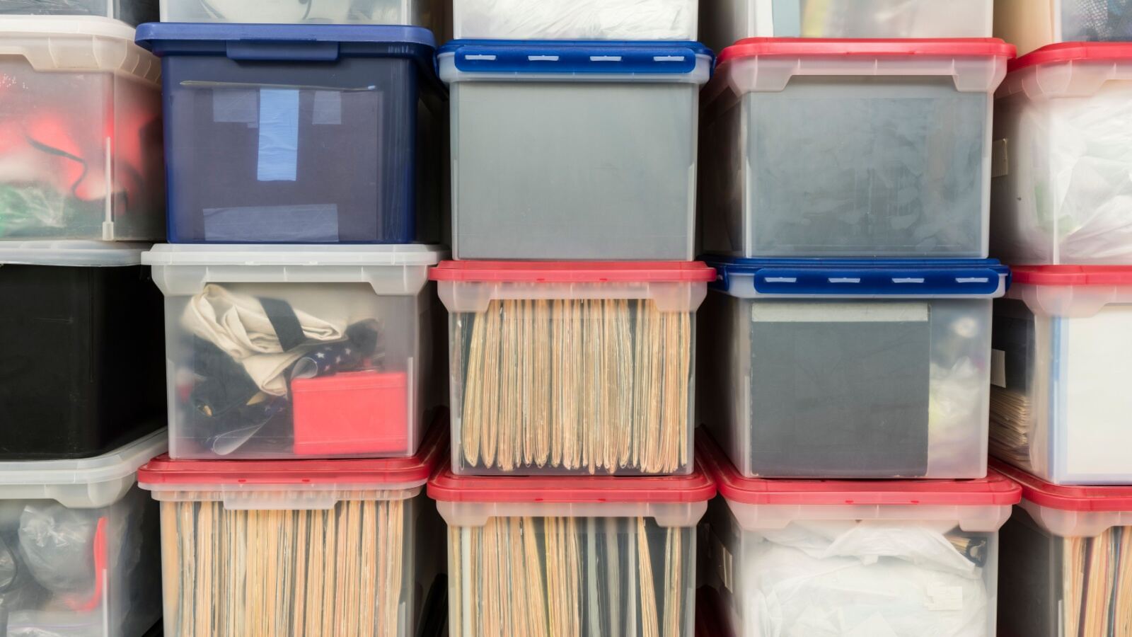 Top Storage Mistakes That Cause More Clutter - Colormelon