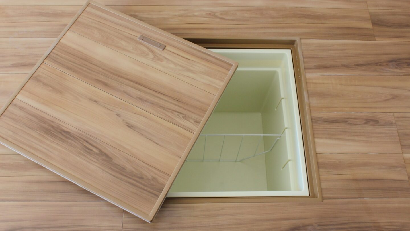 16 Genius Space Saving Hacks for Small Homes - Colormelon 16 Genius Space Saving Hacks for Small Homes - Colormelon