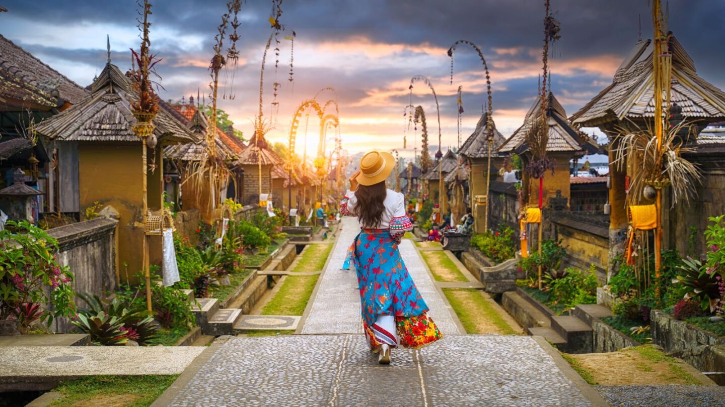 Anti-Tourism is real, avoid these summer hotspots - Colormelon