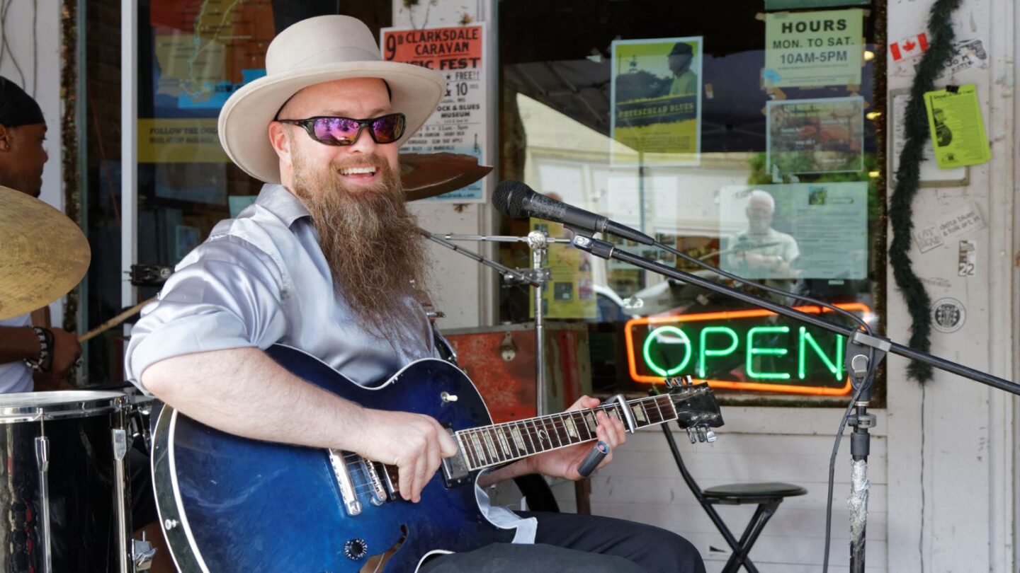 Secrets Inside Mississippi’s Legendary Museum - Colormelon